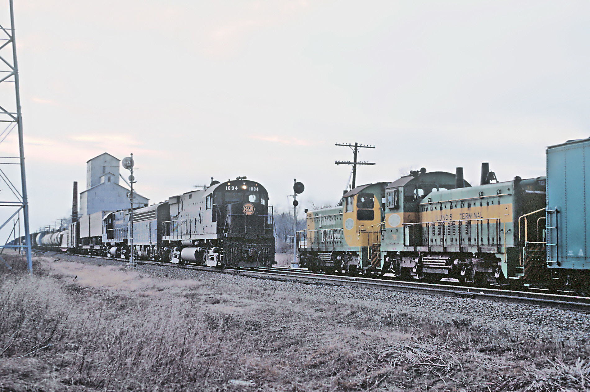 Alco "C-425" Locomotives: Roster, Specs, Data Sheet