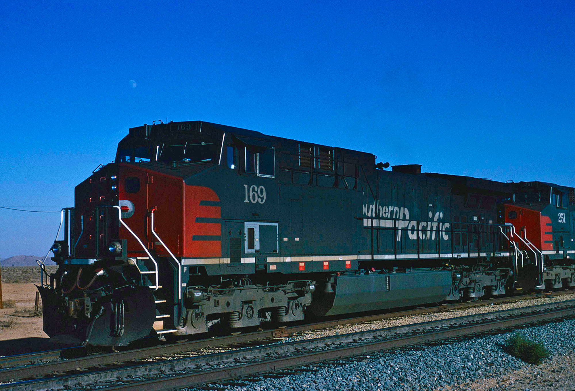 GE "AC4400CW" Locomotives