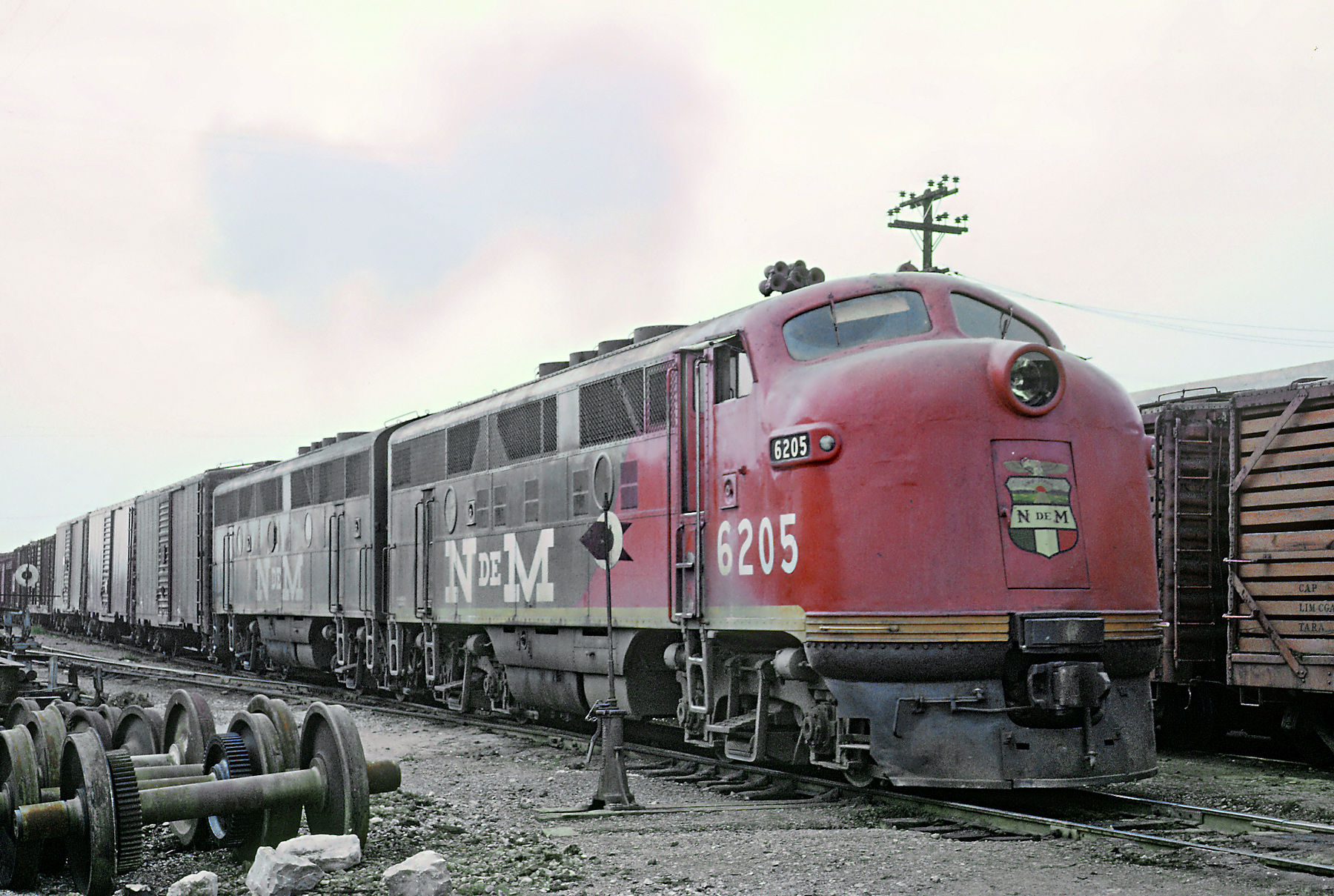 EMD "F2" Locomotives: Specifications, Photos, Roser