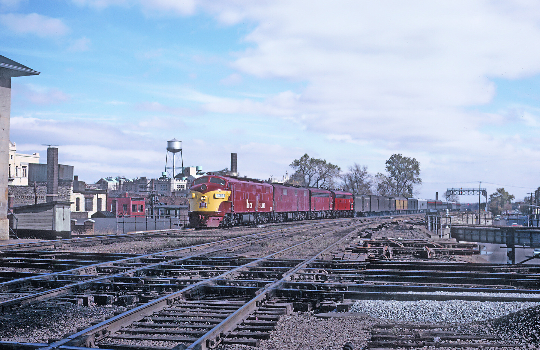 "Golden State" (Train): Consist, Schedule, Route, Timetable