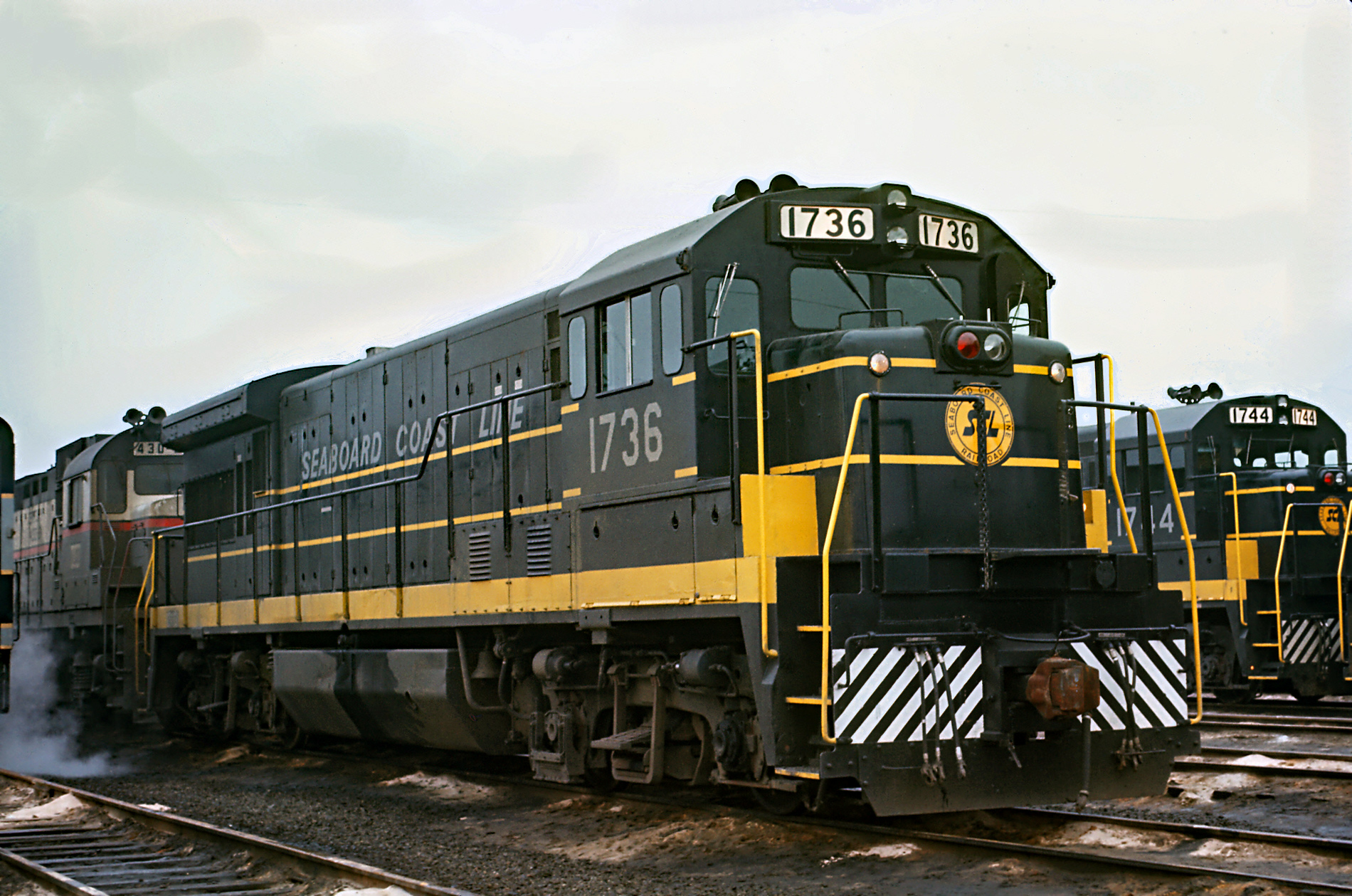 GE "U33B" Locomotives: Data, History, Photos & More