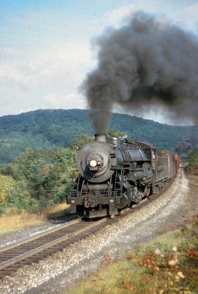 2-10-0 "Decapod" Steam Locomotives: Images, Information