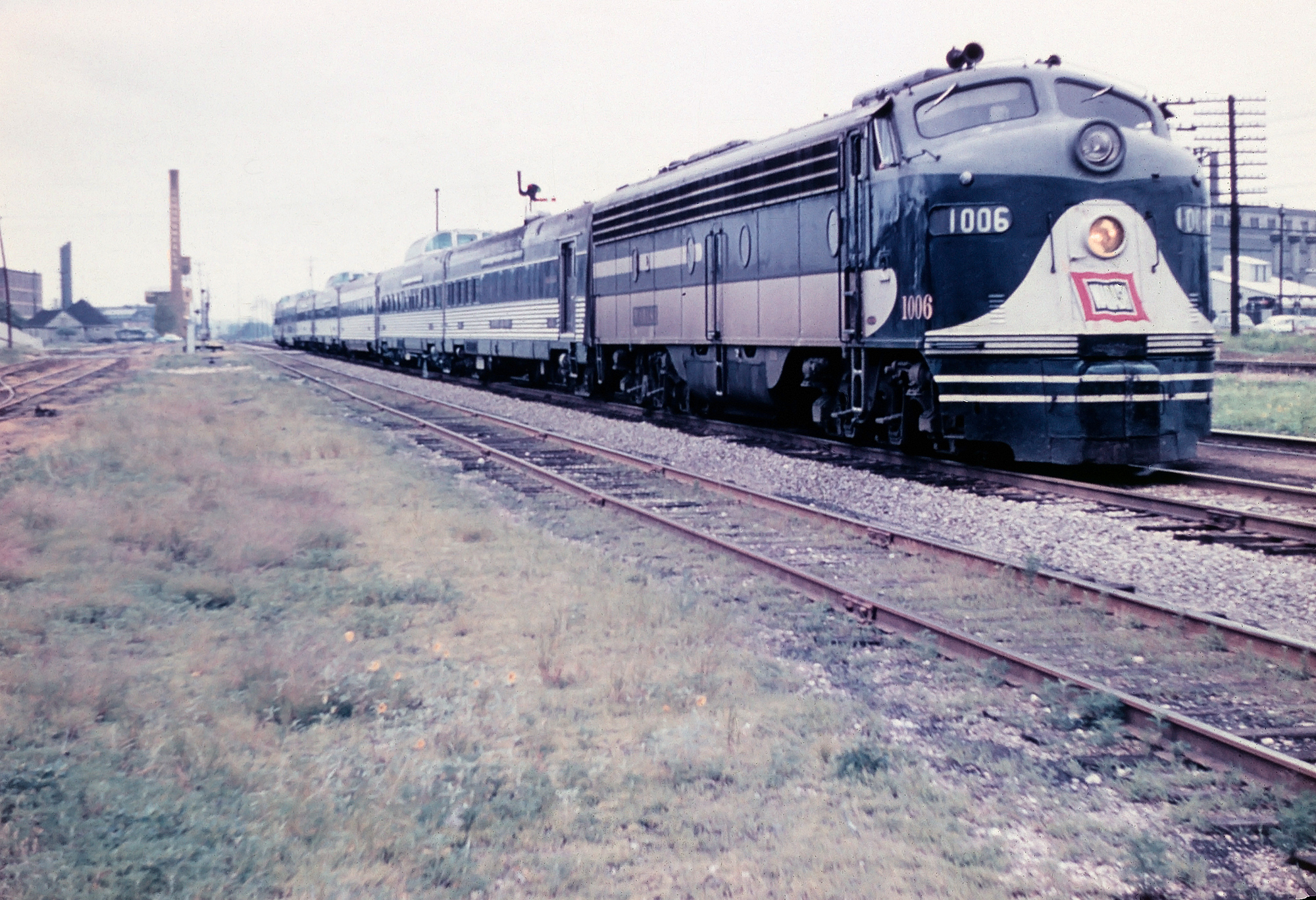 The "Blue Bird": A Regional Domeliner (Chicago-St. Louis)