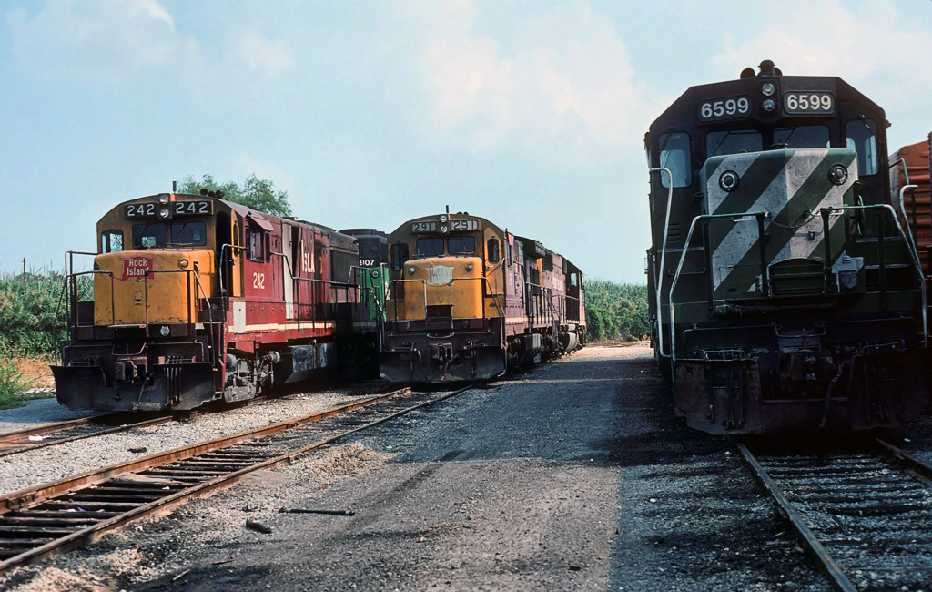 GE "U28B" Locomotives: Data, Specs, Production Roster