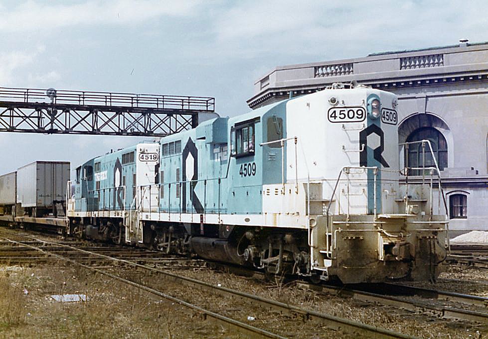 EMD "GP7" Locomotives: Data, Photos, History & More