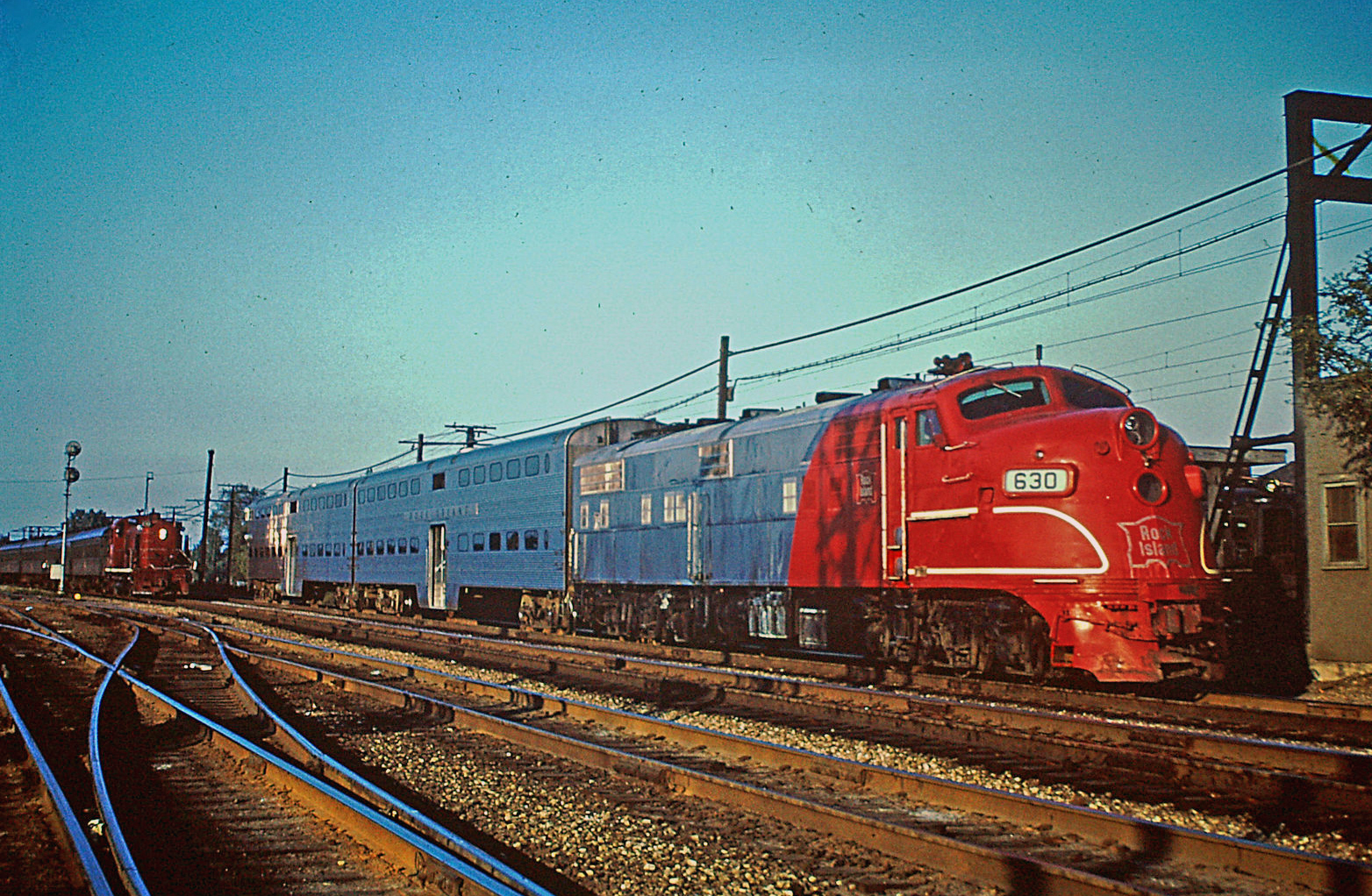 Commuter Trains (USA): Definition, Routes, Meaning