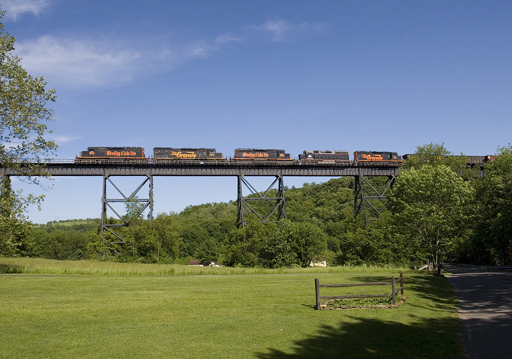 Wheeling & Lake Erie Railway: Roster, Map, History, Timetable