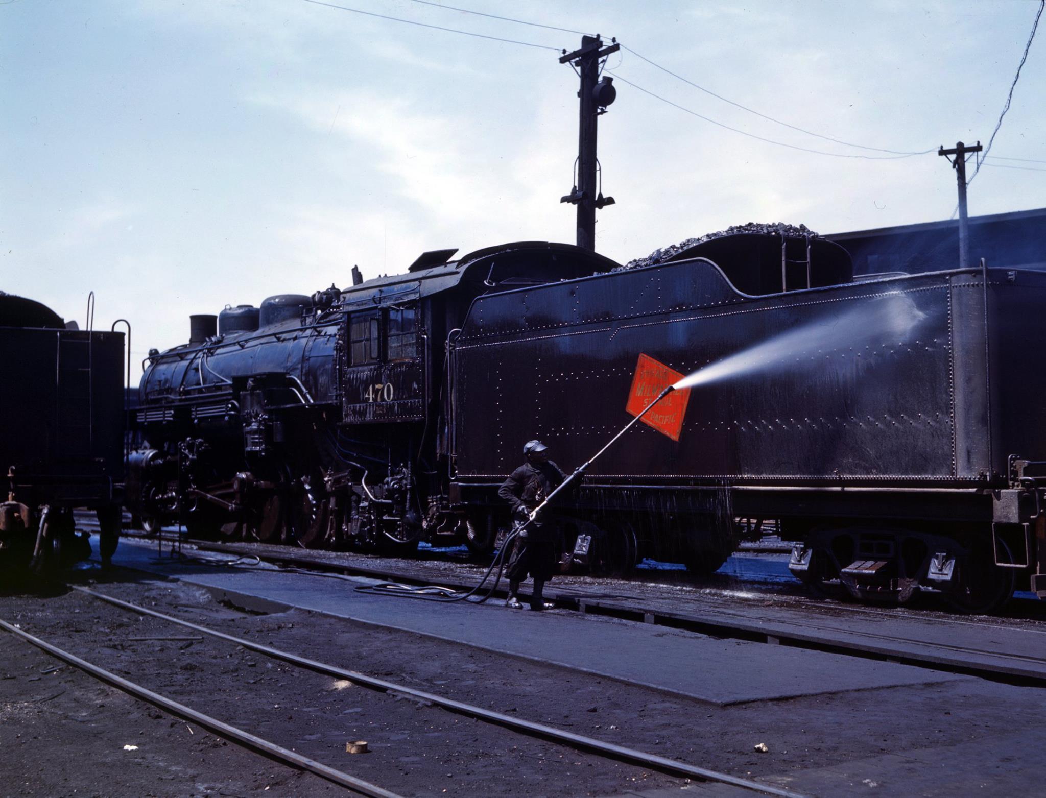 2-8-2 "Mikado" Steam Locomotives: Images, Information