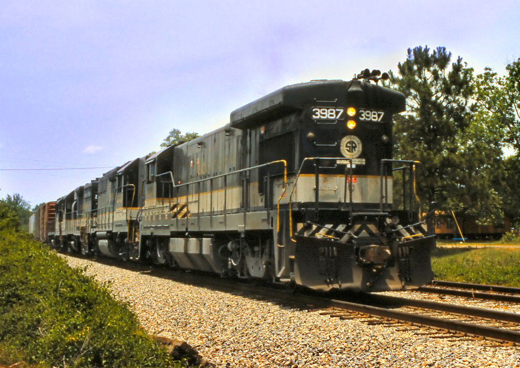 GE "B23-7" Locomotives: Data, History, Photos & More