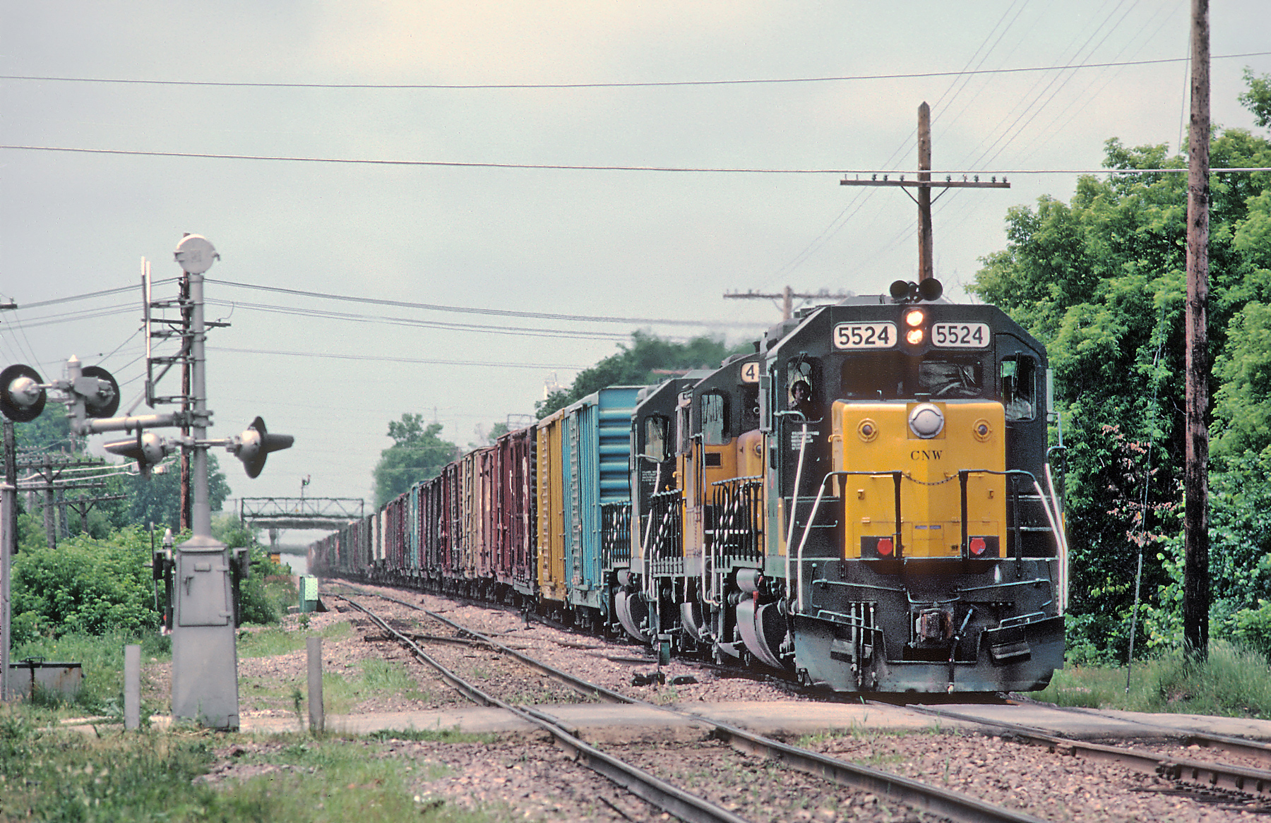 EMD "645" Engine: Specifications, History, Photos