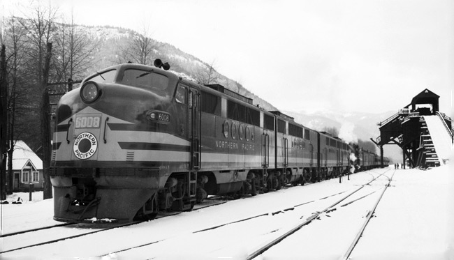 Northern Pacific Railway: Pictures, History, Significance, Map