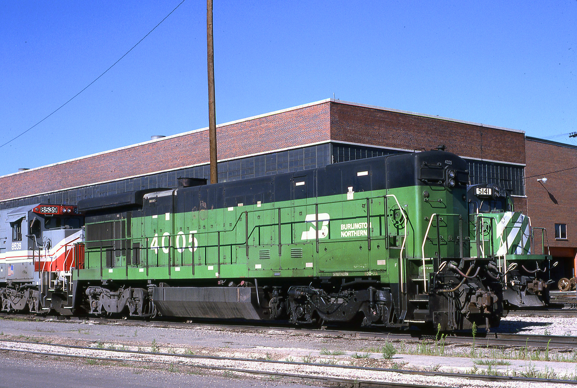 B Units (Locomotives): History, Types, Photos & More