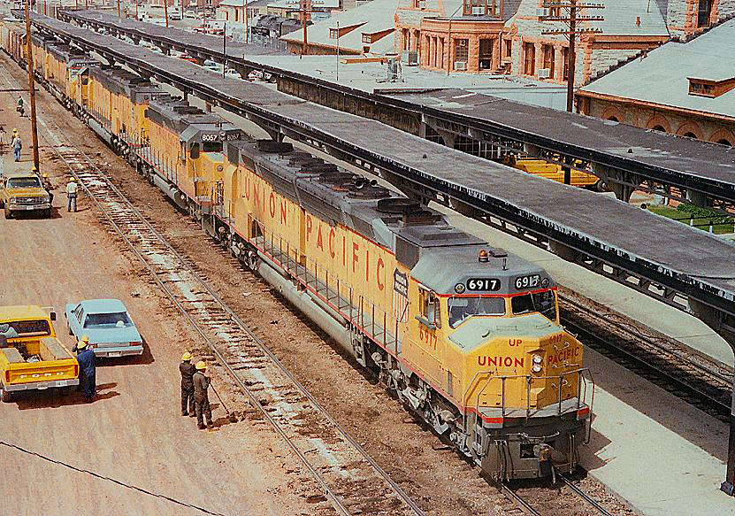 EMD "DDA40X" Locomotives: Data, Photos, History & More