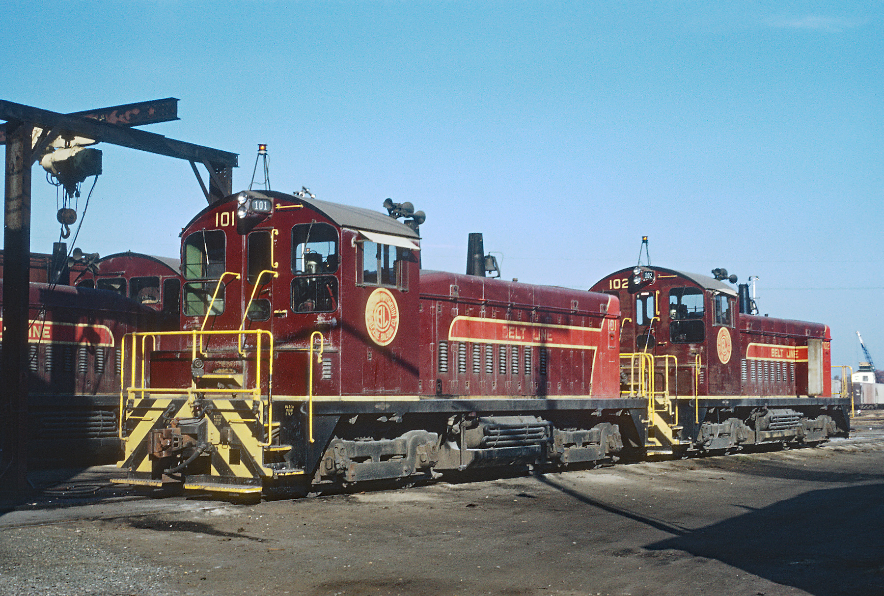 EMD "SW1200" Locomotives: Specifications, Photos, Roster