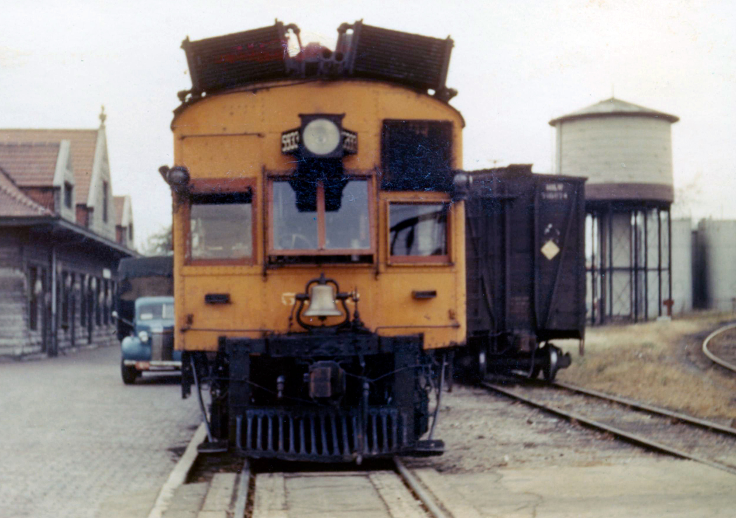 "Doodlebug" Trains (Cars/Locomotives): Photos & History