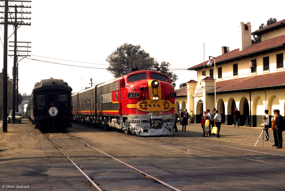 Streamliners, The Classic Passenger Train