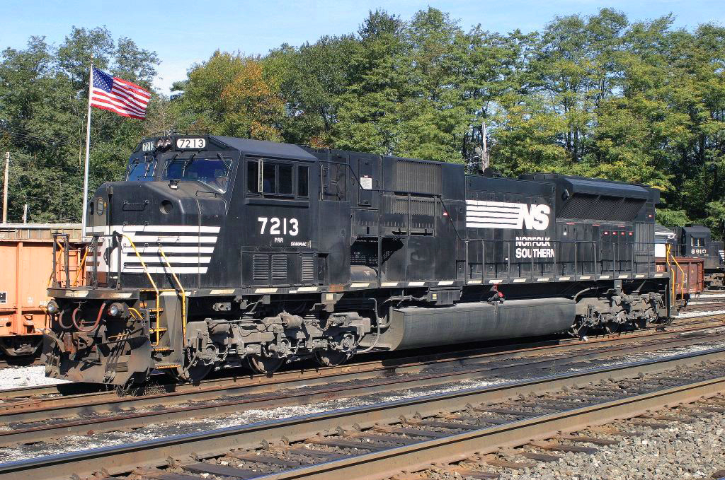 EMD "SD80MAC" Locomotives: Data, Photos, History & More