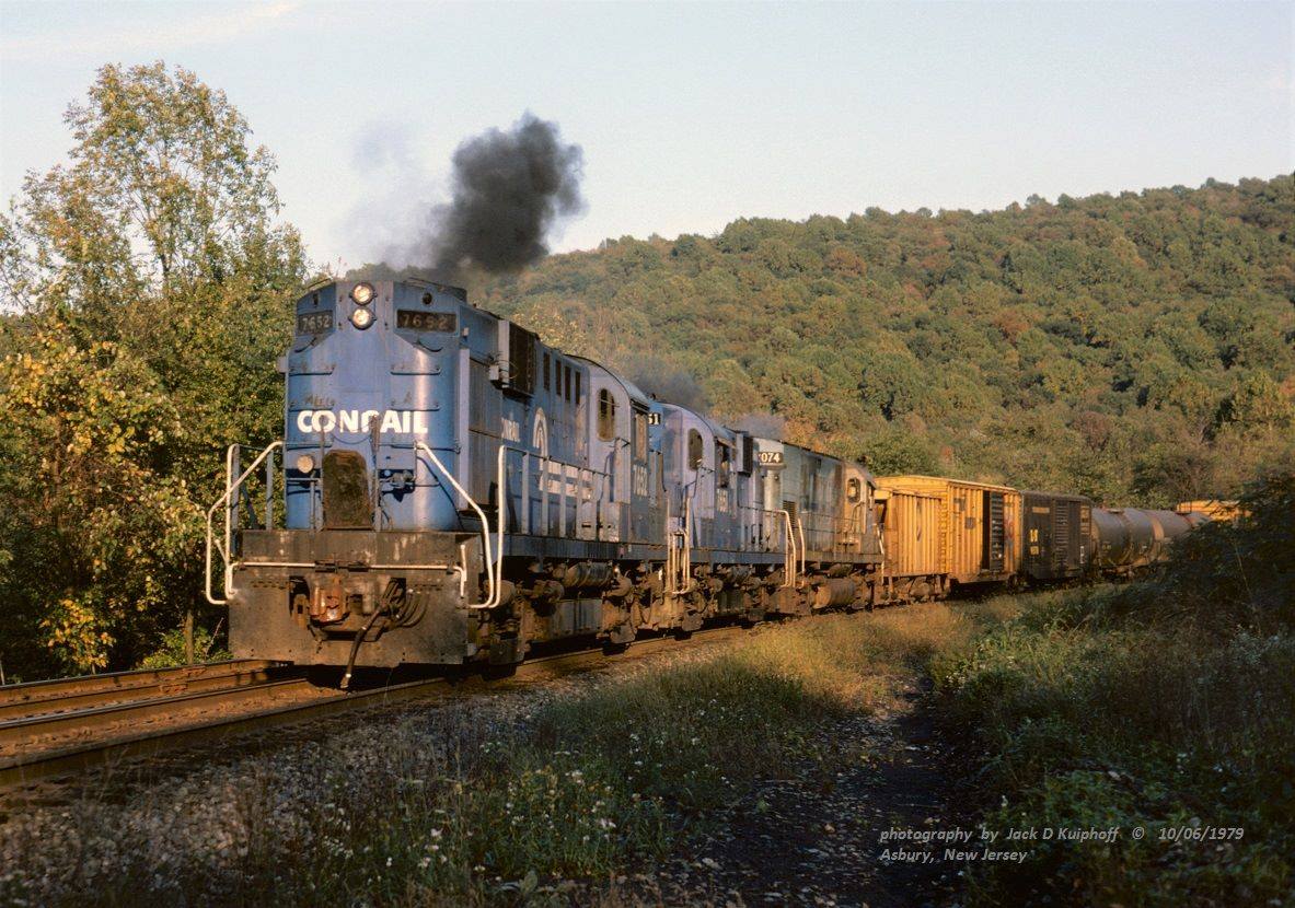 Conrail (Train/Railroad)