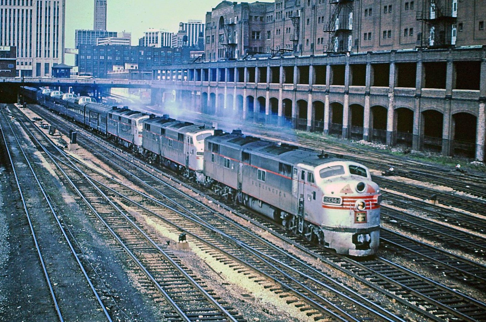 Electro-Motive Diesel (Division): Engines, Locomotives, History