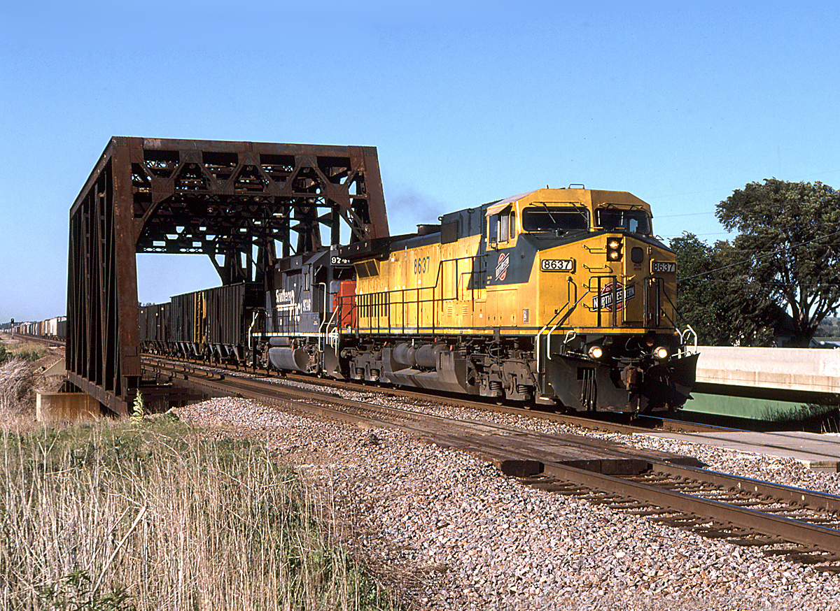 GE "C44-9W" Locomotives: Data, History, Photos & More