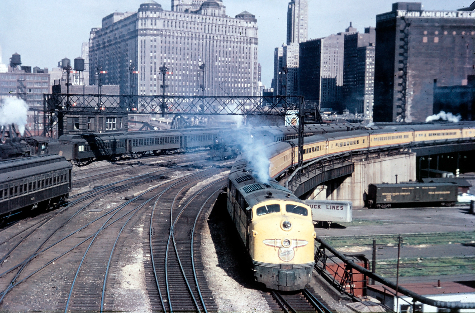 "City of Portland" (Train)