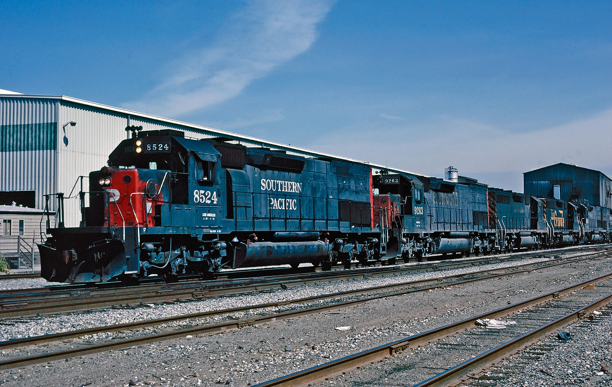 EMD "Tunnel Motors" (Locomotives): SD45T-2 and SD40T-2