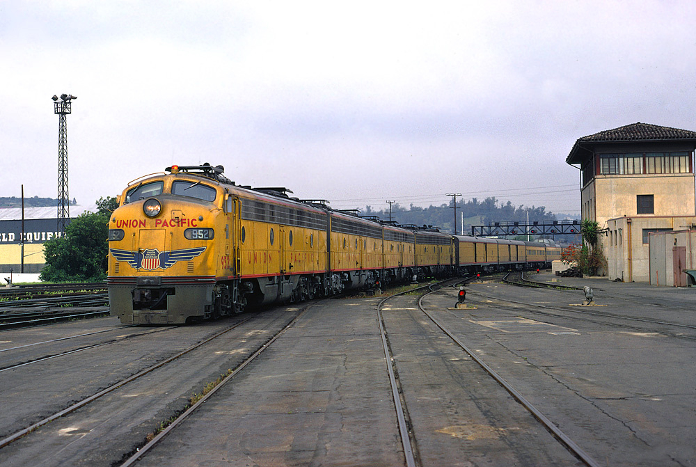 Union Pacific's "City of Los Angeles": Consist, Timetable