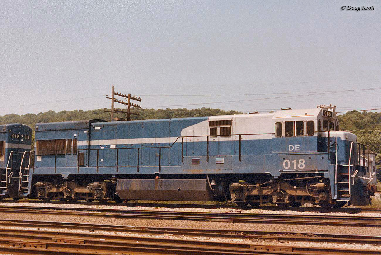 The GE U30C