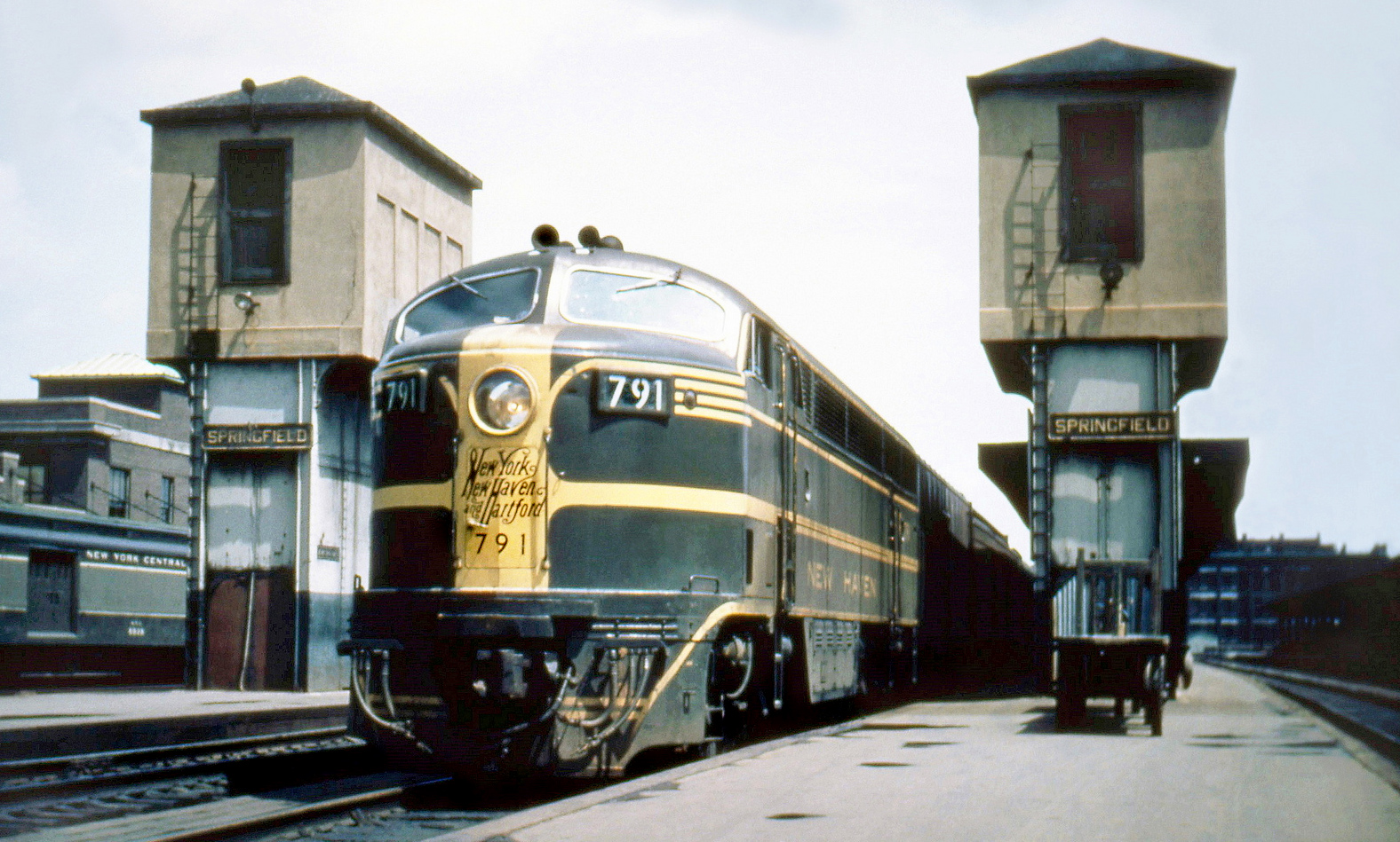 New Haven's "Bankers/Connecticut Yankee" (Train): Timetable