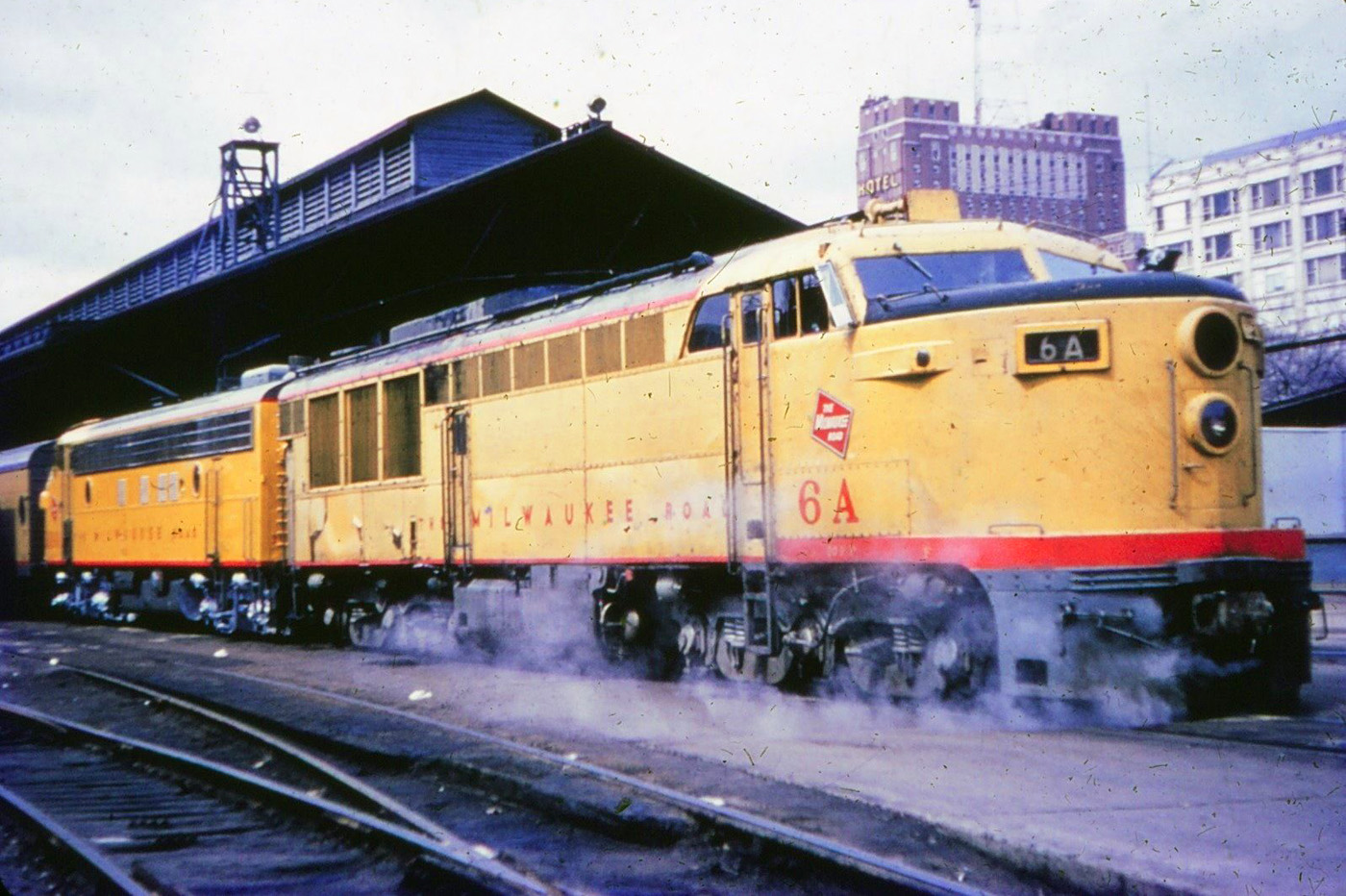 "Morning Hiawatha" (Train): Schedule, Timetable, Consist