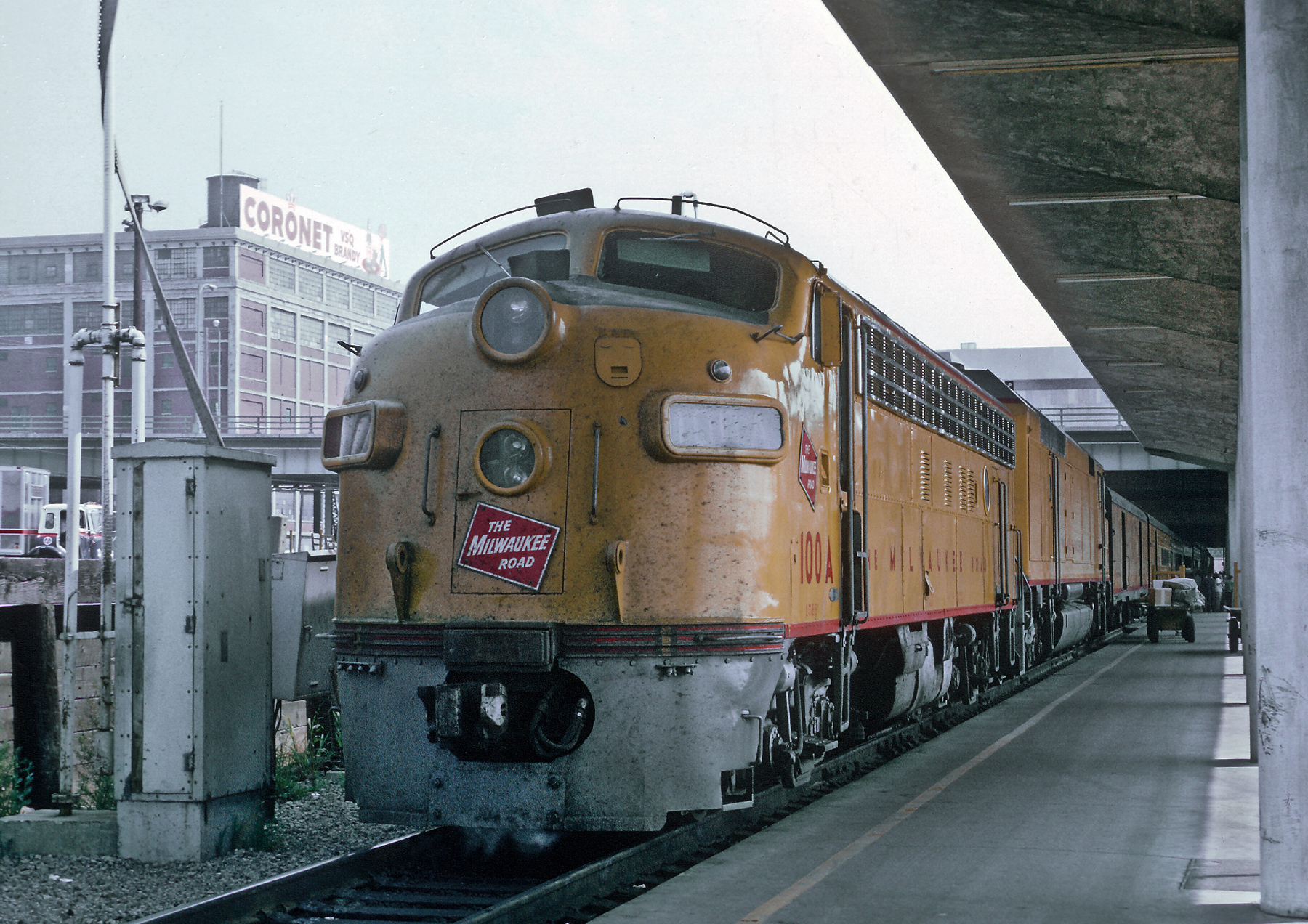 "Midwest Hiawatha" (Train): Consist, Timetable, Schedule