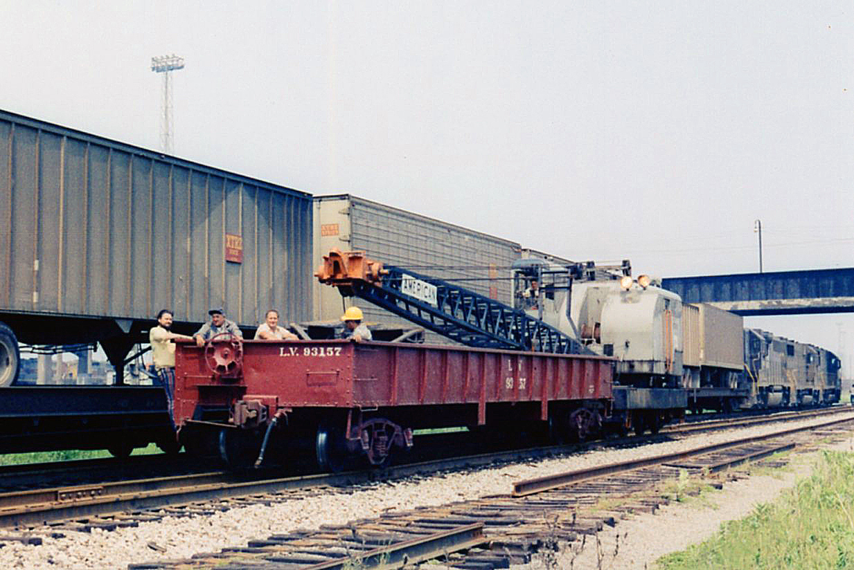 Railroad Tie Cranes: Overview, Information, Background