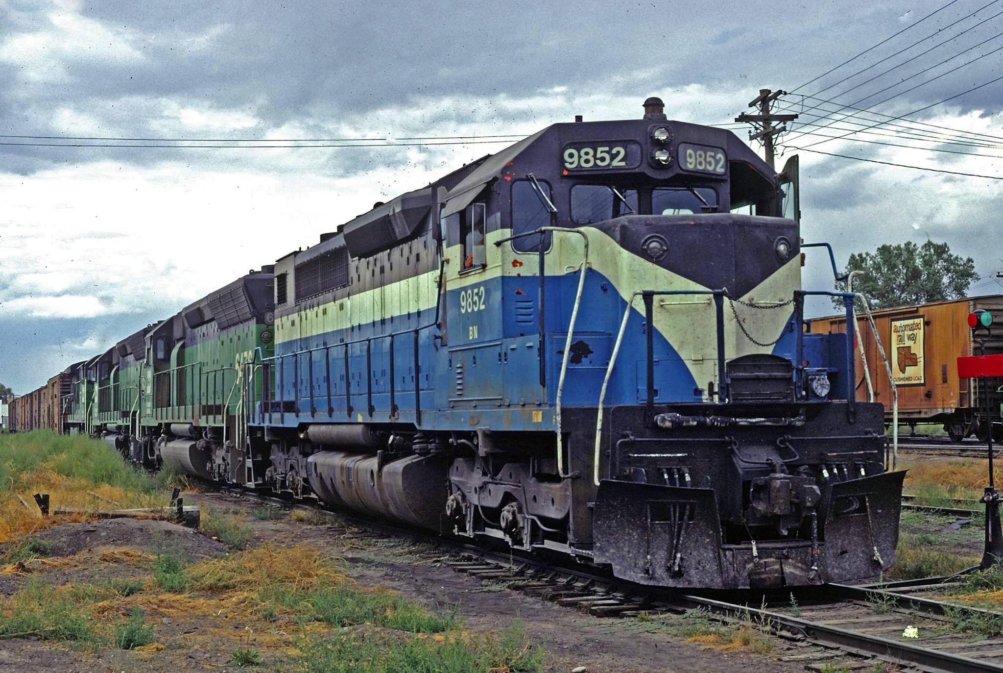 Great Northern Railway: Map, Logo, History, Pictures, Roster