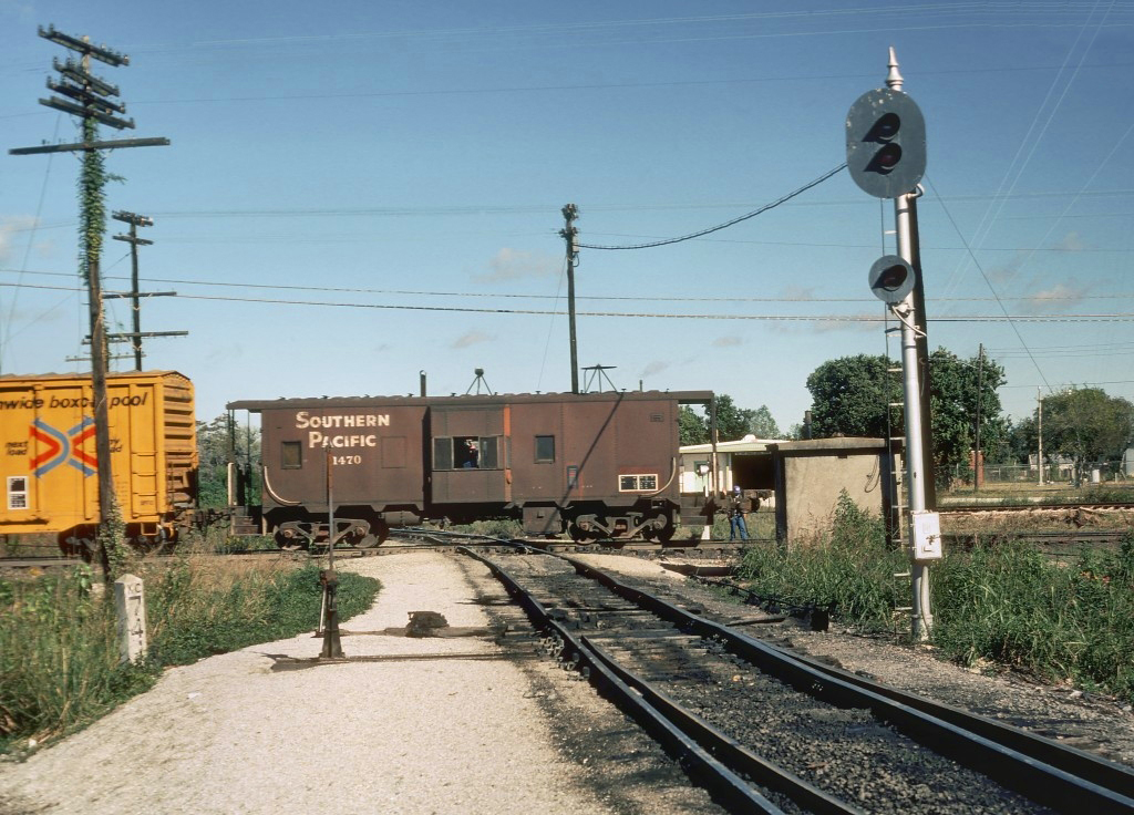Wayside Railroad Signs: Still Important In The Modern Era
