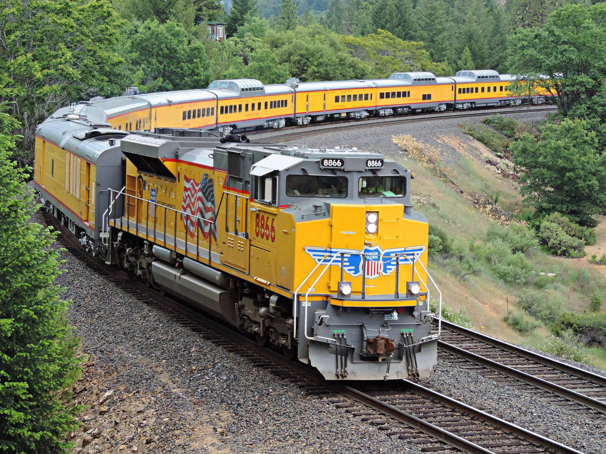 EMD "SD70ACe" Locomotive: Price, Tractive Effort, Specs