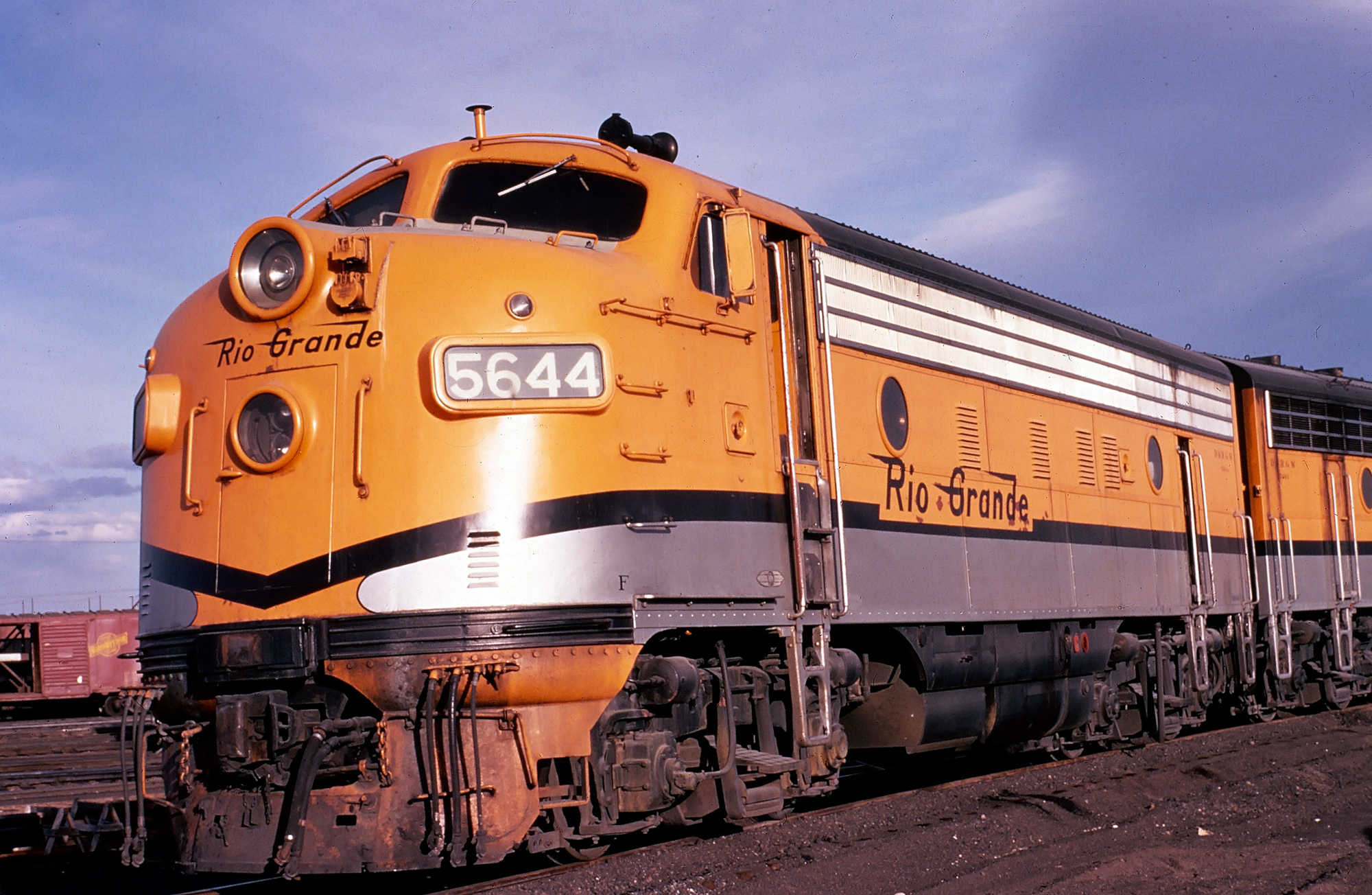 Fallen Flags: The Classic American Railroad