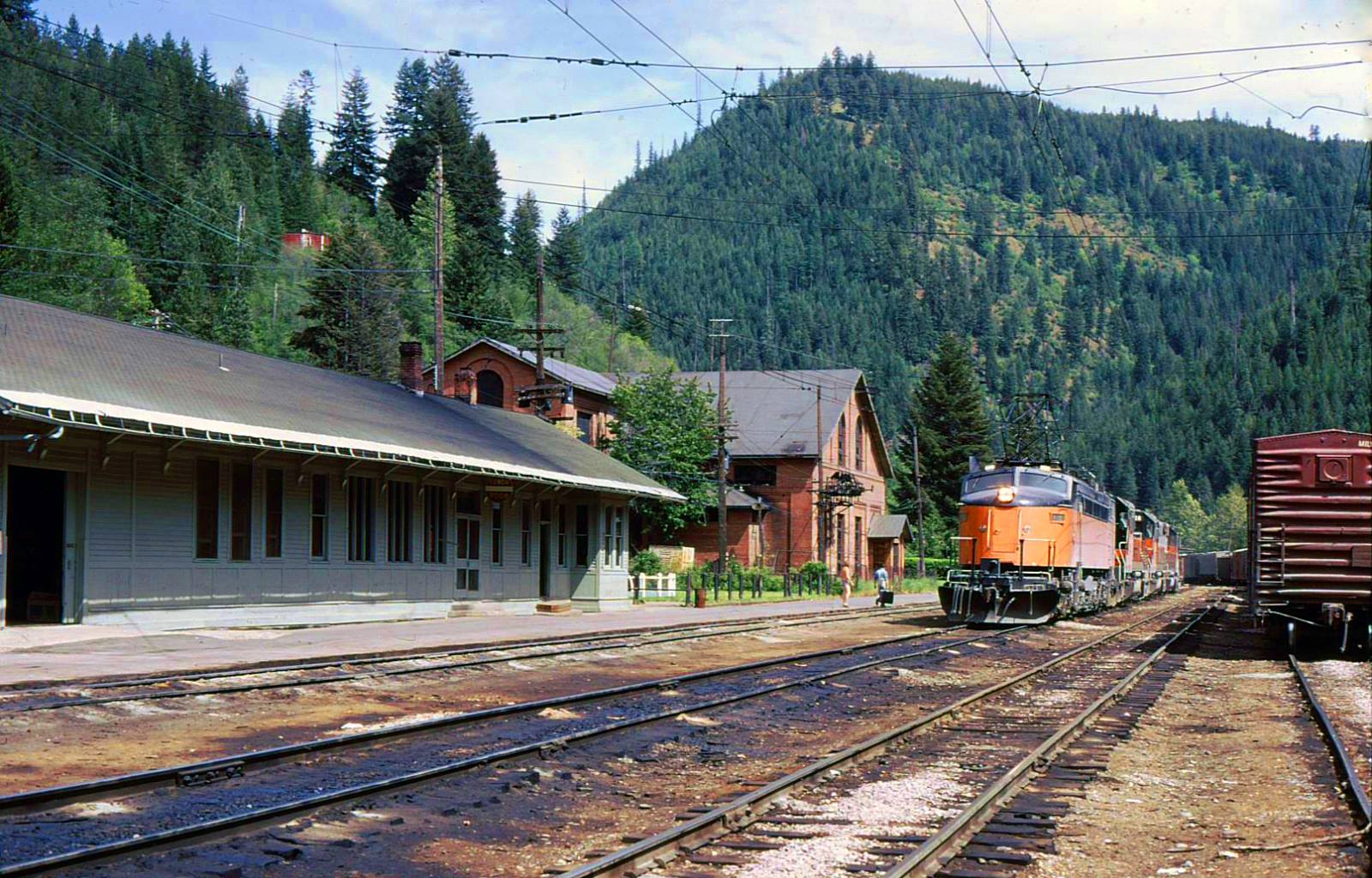 Milwaukee Road "Little Joe" Electric Locomotives: History, Data