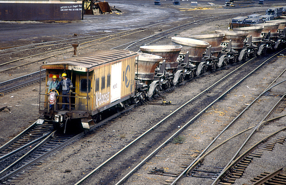 Ladle Rail Car: Transporting Molten Metal