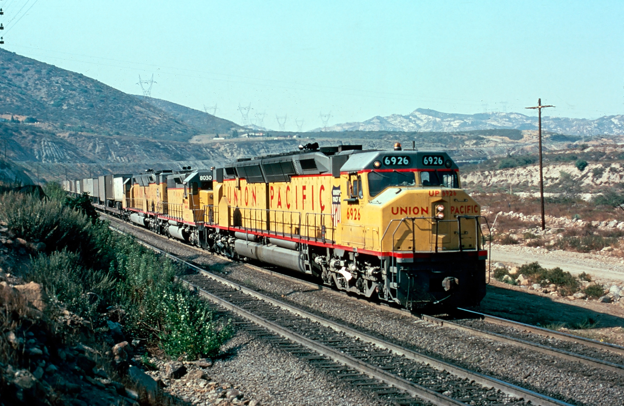 Cajon Pass (Railroad): Splitting Two Mountains To Reach LA