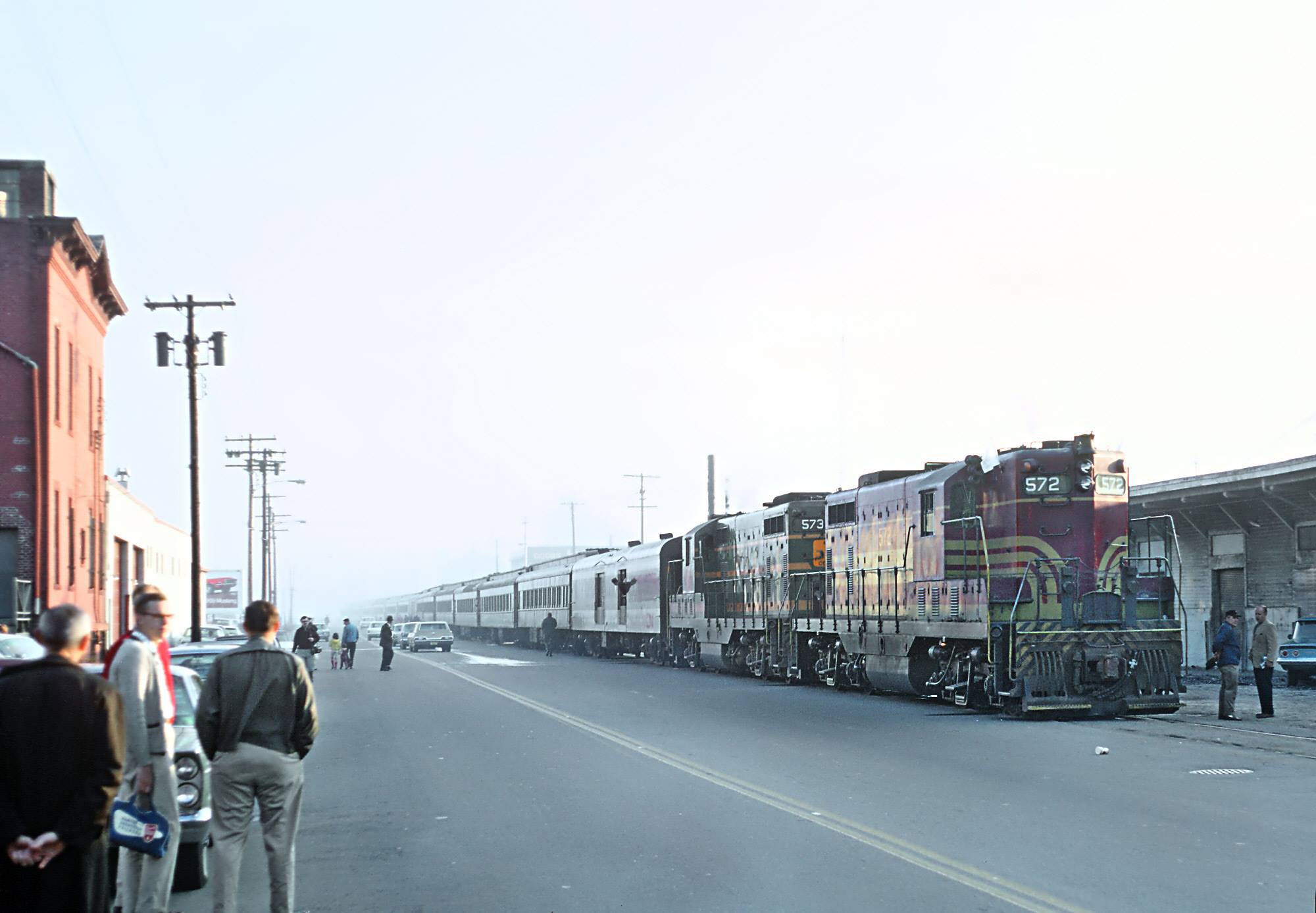 Railfans: What Are Train Enthusiasts?